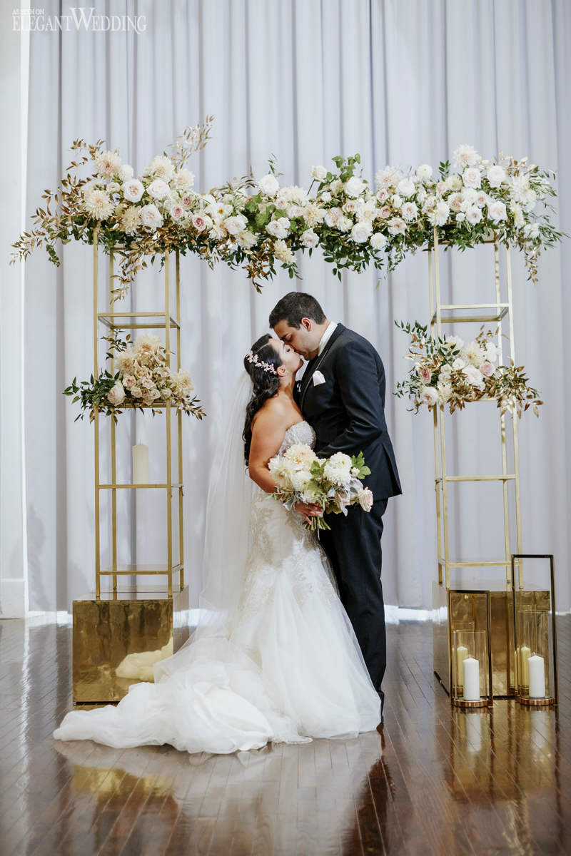 15 Wedding Arches for your Ceremony | Elegant Wedding Directory